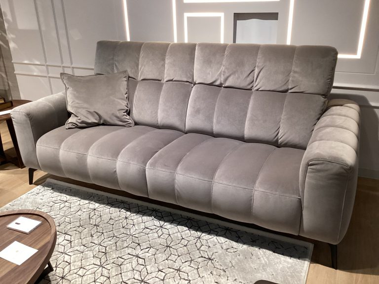 NATUZZI EDITIONS（ナツッジエディションズ）【C142-Portento】 | LAPIAS万代家具 | 愛知県一宮市と桑名市 ...