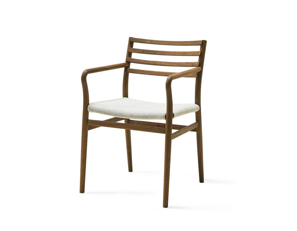 MasterWal（マスターウォール）【UC7（ユーシーセブン）CHAIR】 | LAPIAS万代家具 | 愛知県一宮市と桑名市、岐阜の家具屋 名古屋近郊